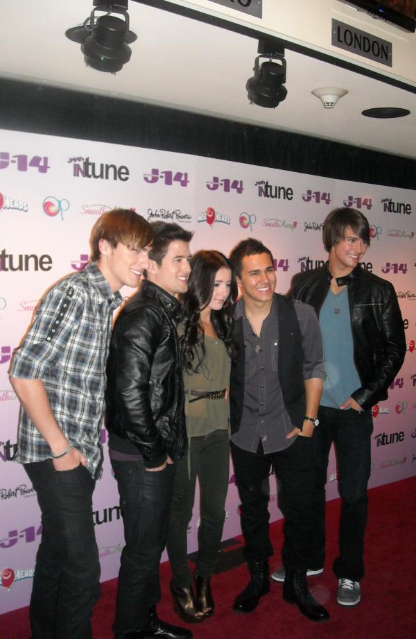 CelebSecrets4U Hangs Out with Big Time Rush! – Celeb Secrets