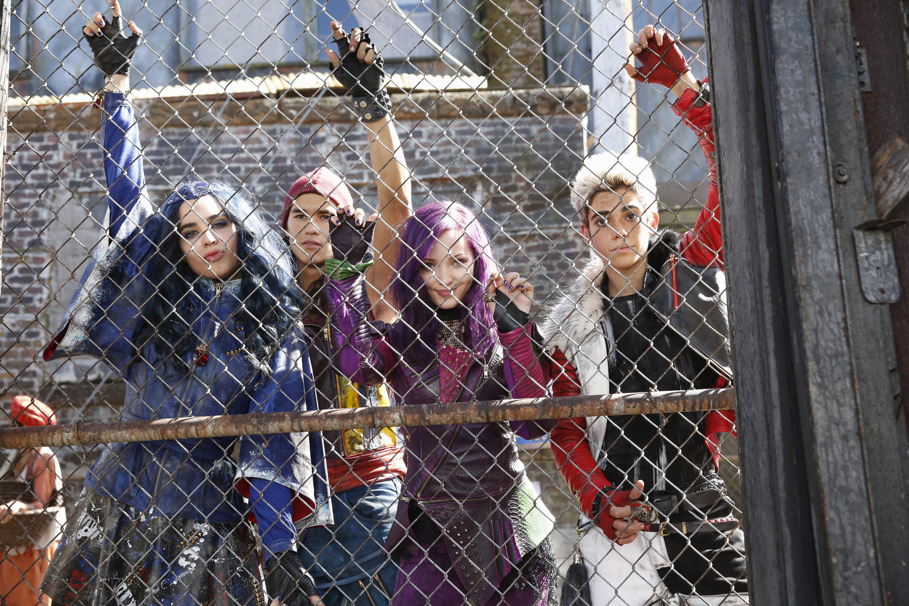 Watch the First 6 Minutes of Disney’s Descendants Now! (@DisneyChannel ...