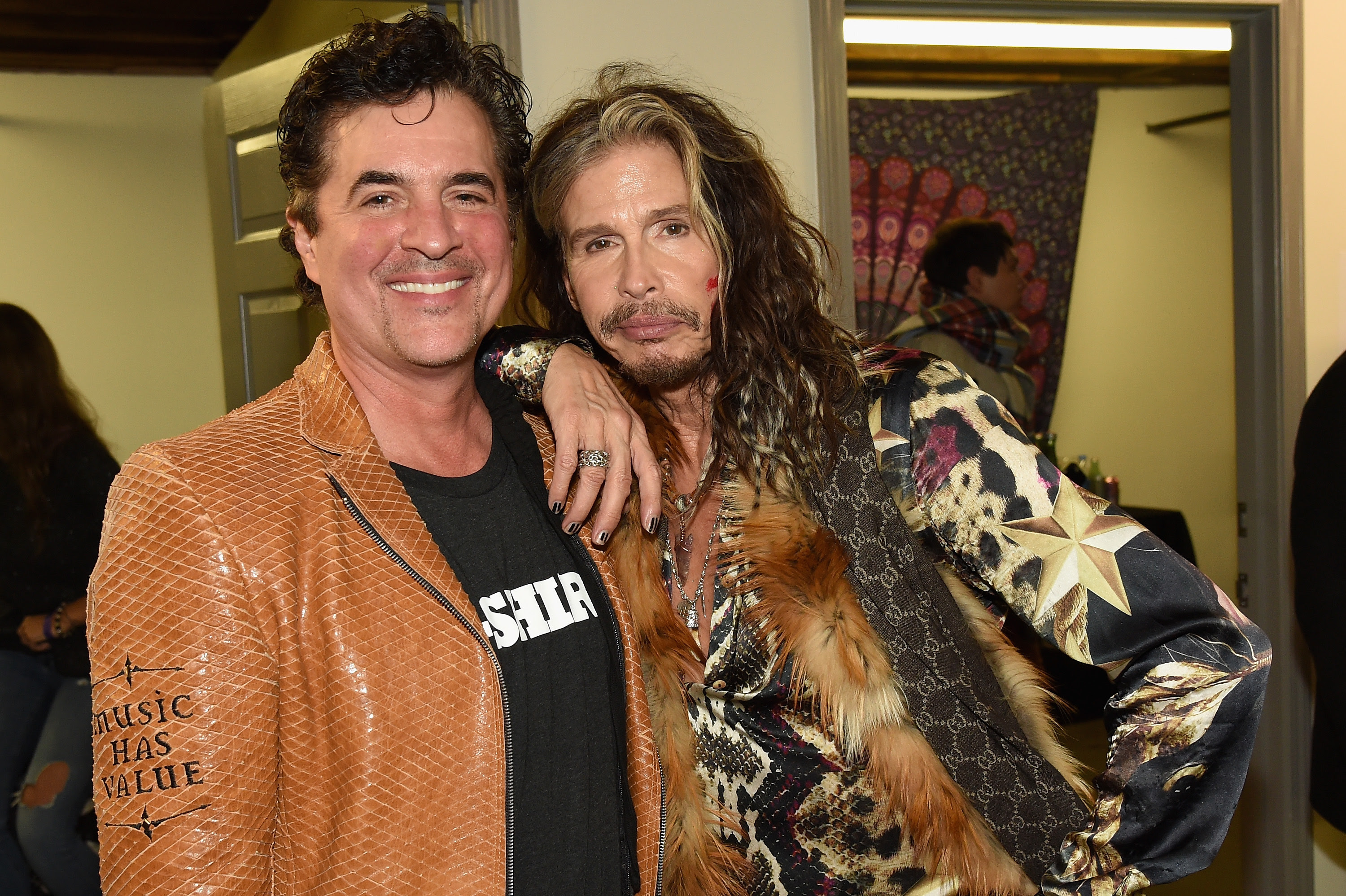 Steven Tyler & Friends Rock Big Machine Label Group’s CRS Mardi Gras ...