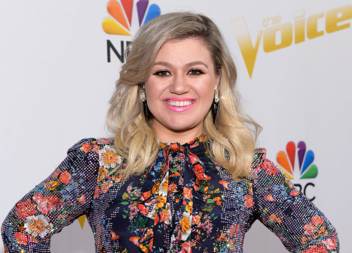 Kelly Clarkson Rumored to Be Filming Pilot for Upcoming Daytime Talk ...