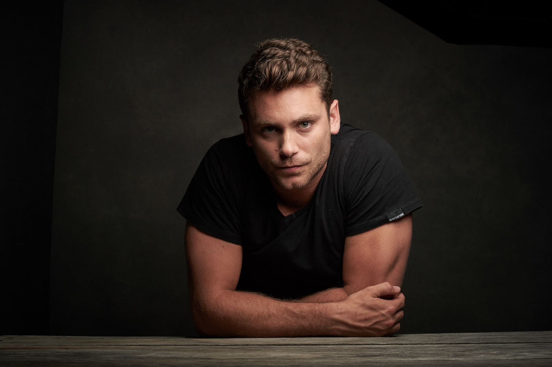 Here’s Why We’re Crushing on Swiss Newcomer Bastian Baker – Celeb Secrets